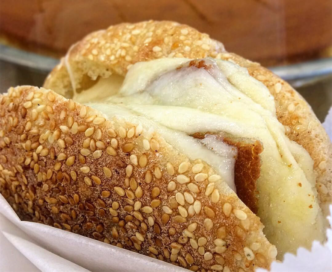 10 Lebanese Street Food That We Badly Crave Because of COVID-19 - vibelb